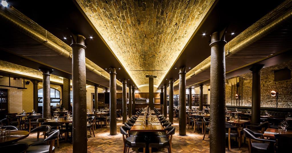 Telegraph: Restaurant chains 'flee broke Britain for America' | Weekend ...