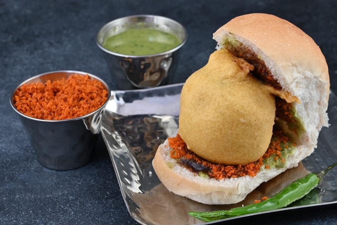 Shree Krishna Vada Pav pushes towards 50-site target | Interviews | MCA ...